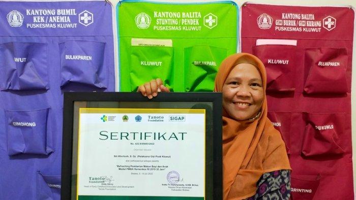 Inilah Sosok Siti Kholisoh, Pengabdi dan Penggerak Pencegahan Stunting ...