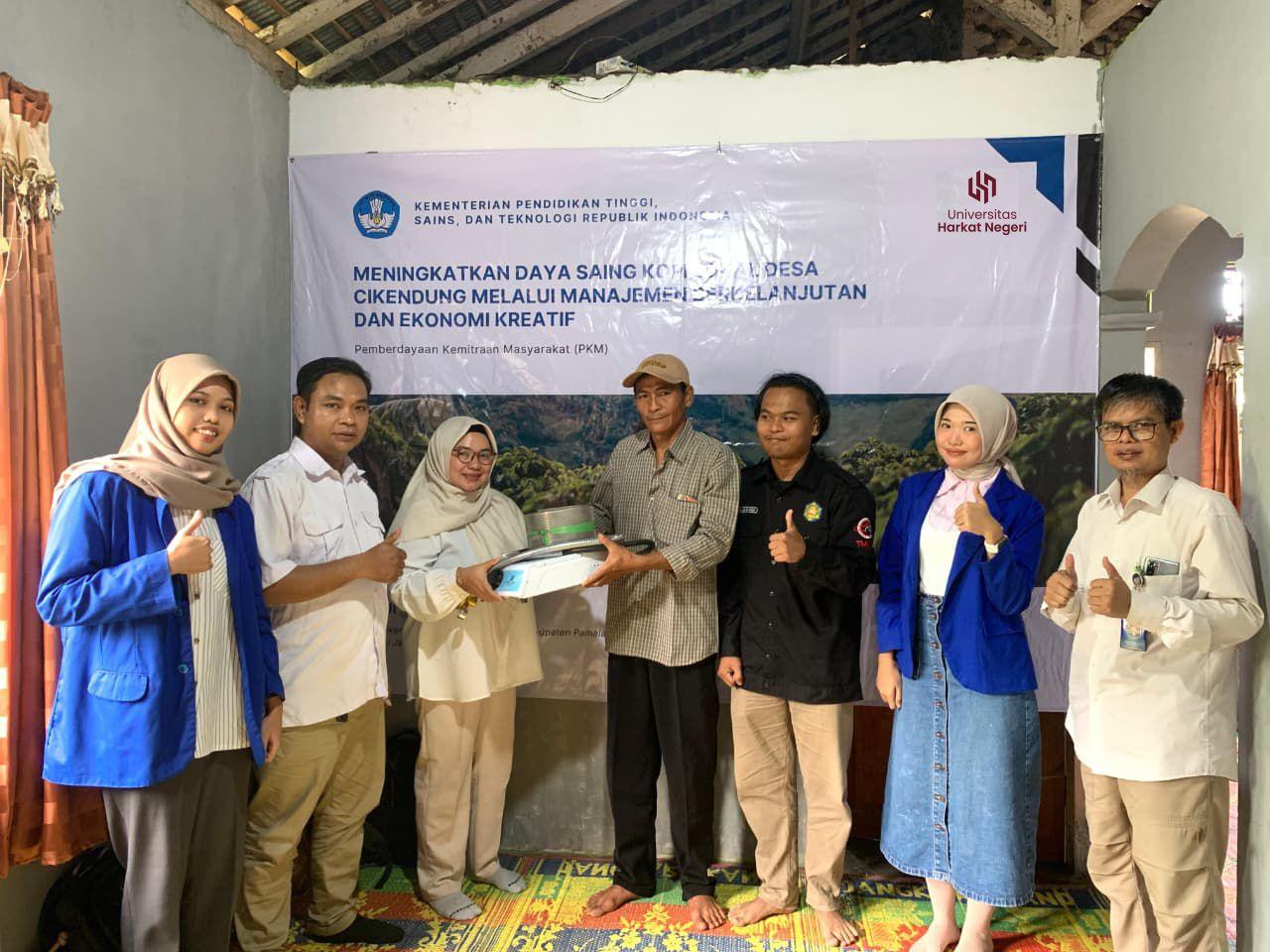 Universitas Harkat Negeri Dampingi Petani Kopi Cikedung Pemalang ...