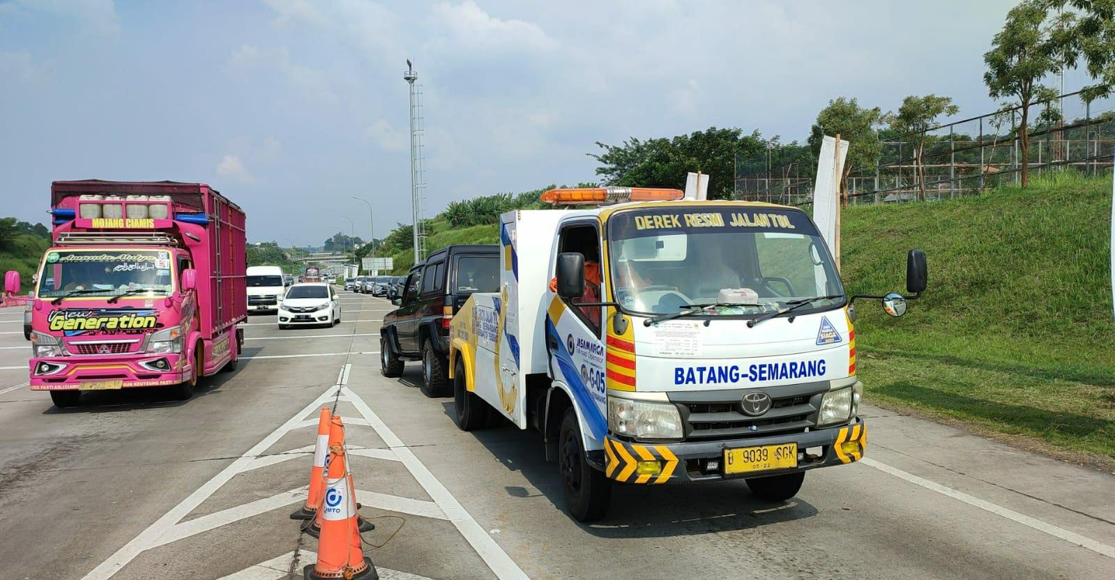 Cek! Daftar Tarif Resmi Jasa Derek Mobil di Jalan Tol per Februari 2023 ...