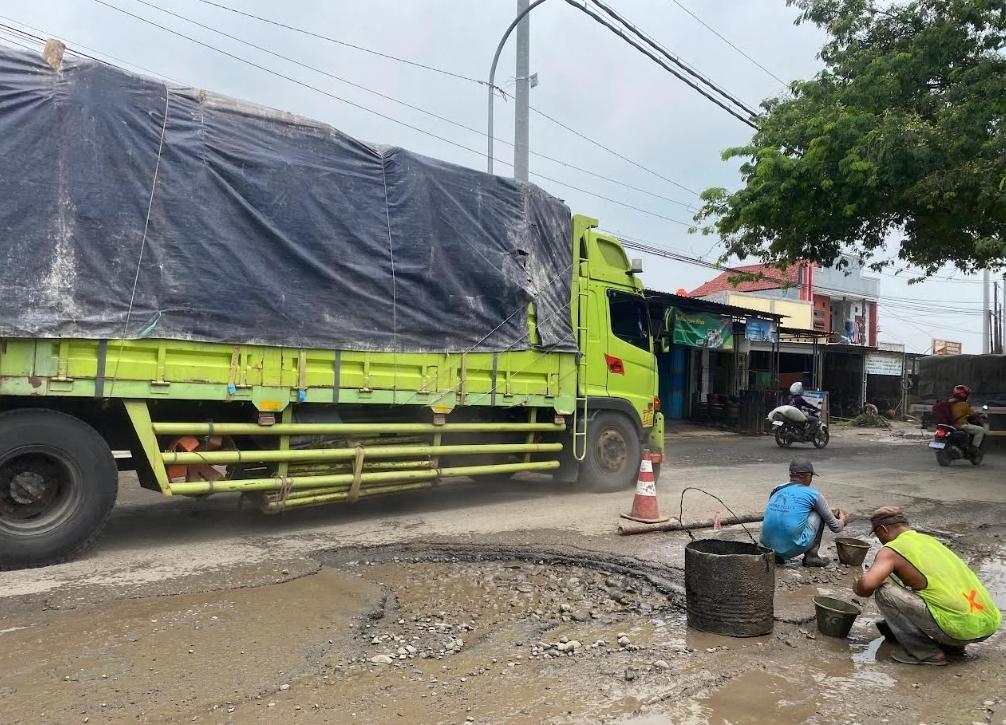 Ini Daftar 48 Titik Ruas Jalan di Kabupaten Tegal yang Dilakukan Pemeliharaan Jelang Lebaran ...