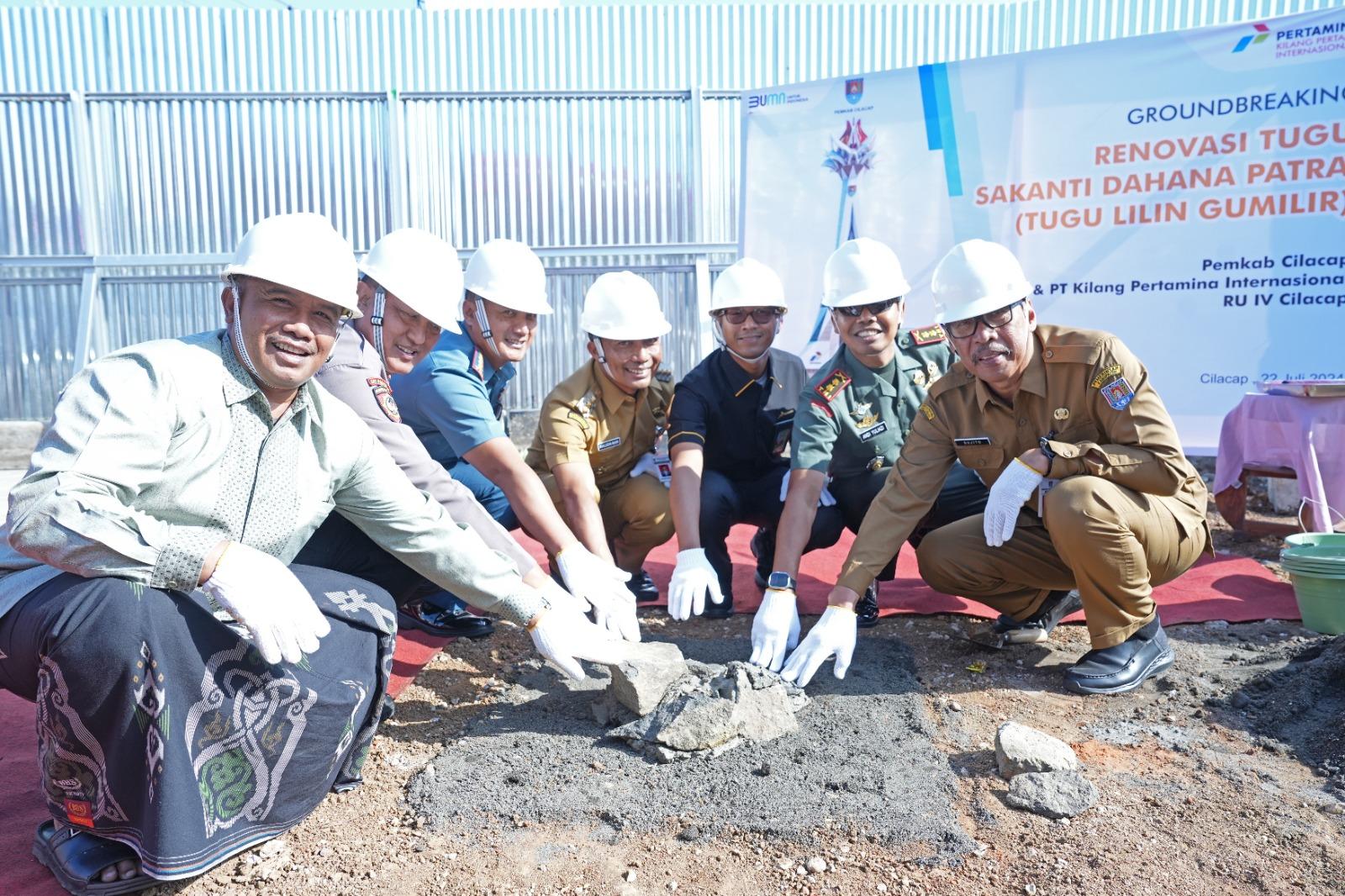 Tugu Lilin, Landmark Kilang dan Ikon Kota Cilacap Resmi Direnovasi ...
