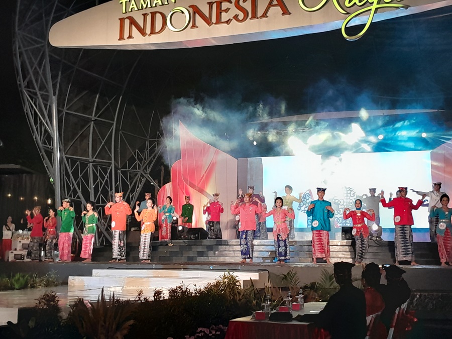 Video Grand Final Denok Kenang di Taman Indonesia Kaya Kenalkan ...