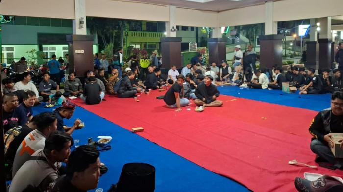 Meriahkan Harjakapro, Pemkab-Jasa Raharja dan Polres Probolinggo Gelar ...
