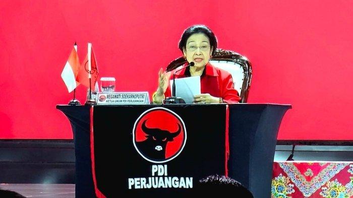 Megawati Pertimbangkan Langkah Politik PDIP di Pemerintahan Prabowo-Gibran, 'Gue Mainin Dulu ...