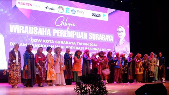 Kolaborasi Persana dan GOW Surabaya Tampilkan Karya Busana Batik Suroboyoan di Gebyar Wirausaha ...