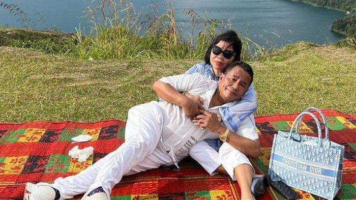 10 Potret Hotman Paris dan Agustianne Marbun yang Kini Jadi Istri Bahagia, Hartanya Triliunan ...