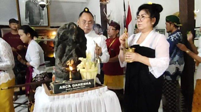 Jamasan Arca Ganesha di Situs Ndalem Pojok Kediri, Doa Harmoni dari ...