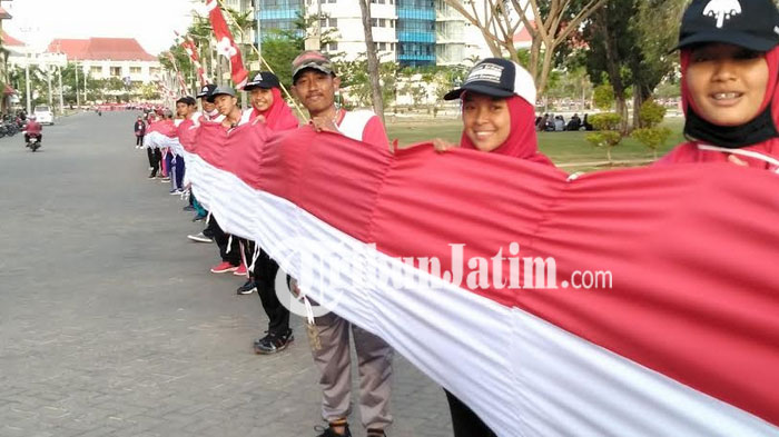 Raih Rekor MURI, Bendera Merah-Putih Sepanjang 7,5 Kilometer Milik ...