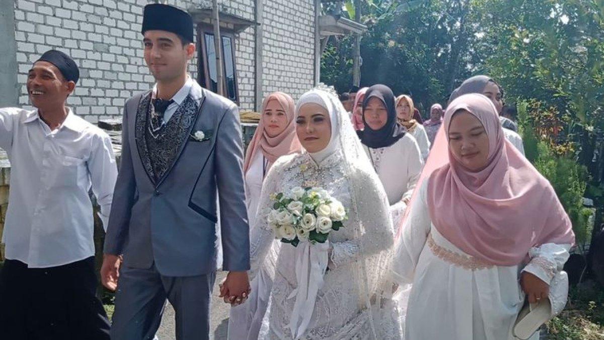 VIRAL Bule Turki Nikahi Gadis Tuban, Jauh-jauh ke Desa Demi Pesta Bahagia, Awal Kisah Cinta ...