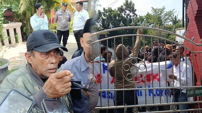 Bambang Kecewa Anaknya Gagal Diterima Meski Jarak Rumah & Sekolah Hanya 179 Meter: Saya ...