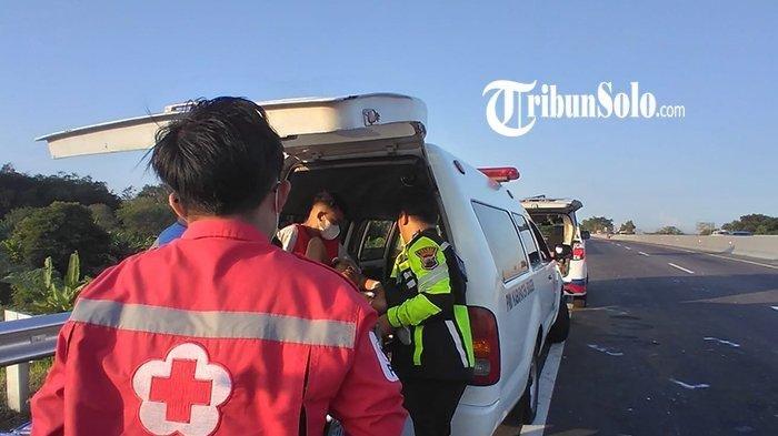 Kronologi Kecelakaan Maut Truk Fuso dan Isuzu Elf di Tol Solo-Ngawi, 2 Meninggal - Tribunjogja.com