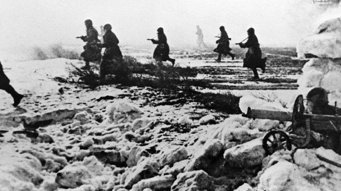 Di Suhu Beku Tentara Merah Terobos Pasukan Nazi, Selamatkan Kota ...