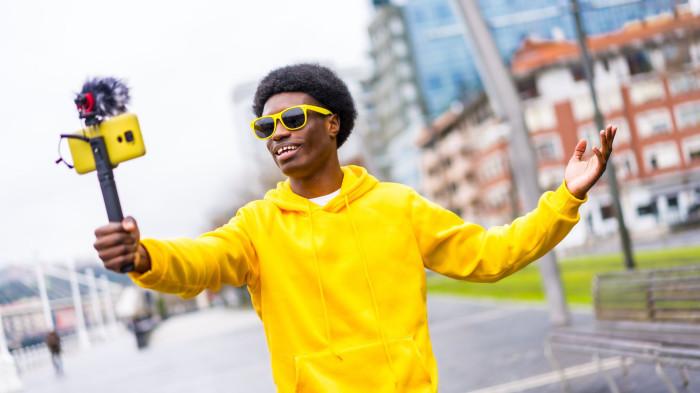 Konten Sedekah di Media Sosial, Inspirasi Kebaikan atau Riya ...