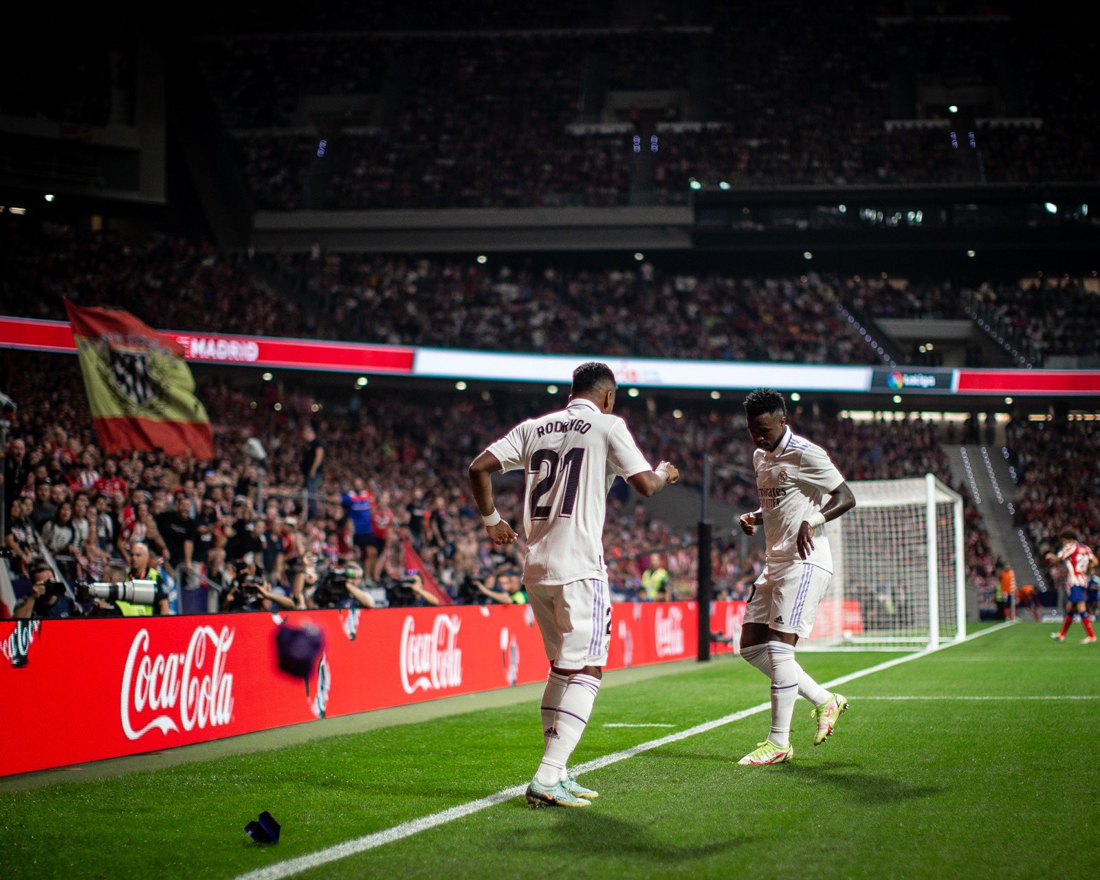 Atletico Madrid 1-2 Real Madrid: Vinicius Jr Tetap Menari Meski Jadi ...