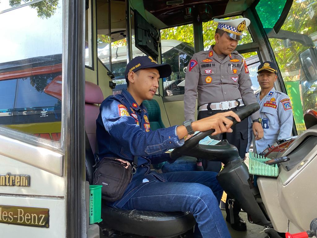 Dishub Sleman dan Polresta Sleman Lakukan Ramp Check Bus AKAP di ...