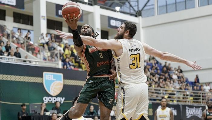 IBL 2025: Bima Perkasa Jogja Takluk dari Kesatria Bengawan Solo Meski Corey Ross Cetak 19 Poin ...