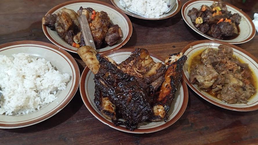 Rekomendasi Kuliner Jogja : Iga Bakar yang Empuk dan Buka 24 Jam di Iga Bajog Asli - Tribunjogja.com