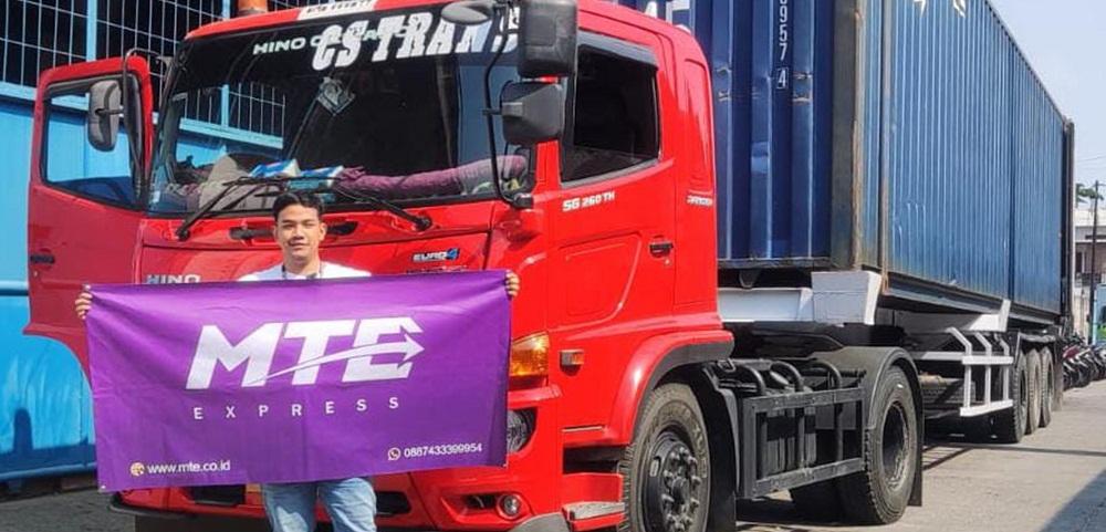 Layanan Logistik Terintegrasi untuk Pengiriman Internasional yang Lebih ...