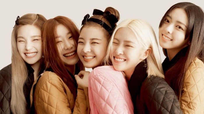 Lirik Dan Terjemahan Lagu Dynamite ITZY - Tribunjogja.com