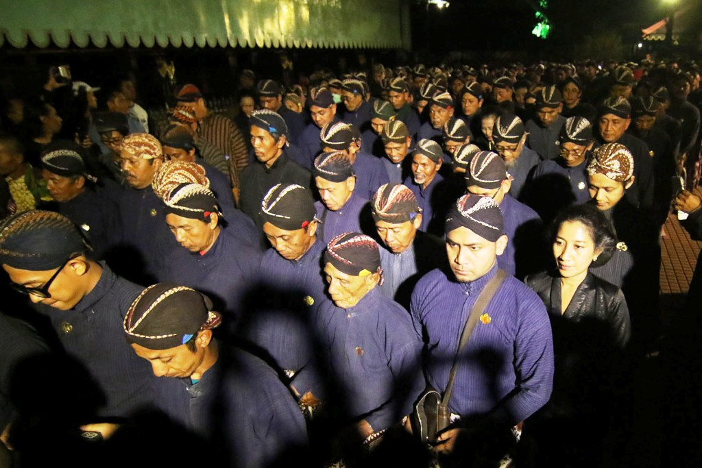 Mengenal Tapa Bisu Lampah Mubeng Beteng di Keraton Yogyakarta ...