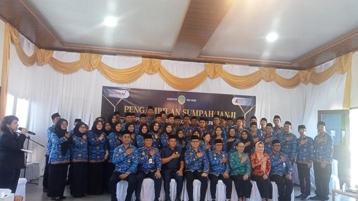 Bupati Tana Tidung Ibrahim Ali Lantik dan Ambil Sumpah PNS, Tekankan ...
