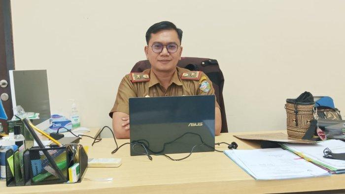 Kisah Inspirasi Pemuda Malinau, Helmi Pandawa, ASN Milenial Panutan ...