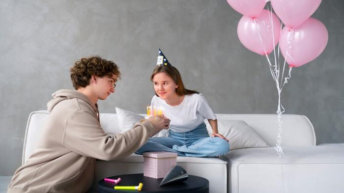 35 Pantun Ulang Tahun buat Pacar Tercinta, Ucapan Manis Bikin Hubungan ...