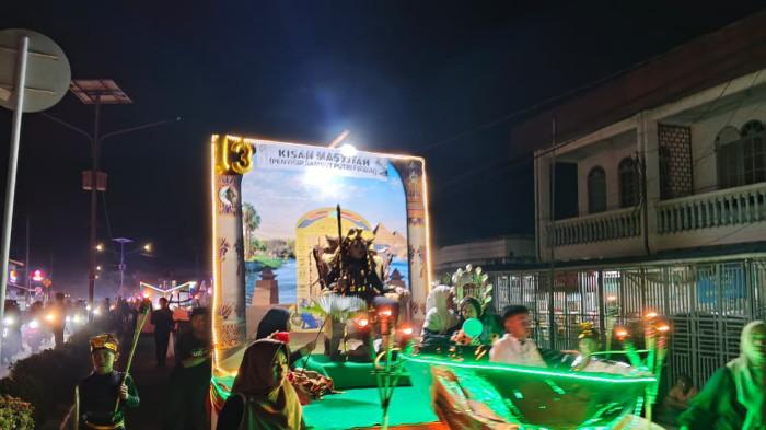 Pawai Obor Malam Nuzulul Quran Meriahkan Pulau Sebatik, Mahasiswa IPMKN ...