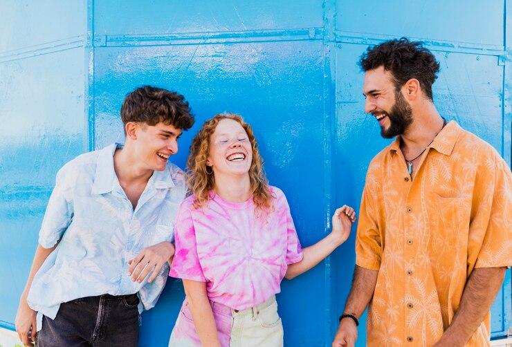 32 Pantun Betawi Lucu, Hiburan Seru Dijamin Ngakak, Cocok Dimainkan ...