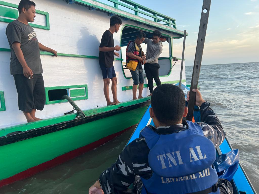 Korban Kapal Bunga Lia di Perairan Bunyu Sempat Terapung dan Berenang ...