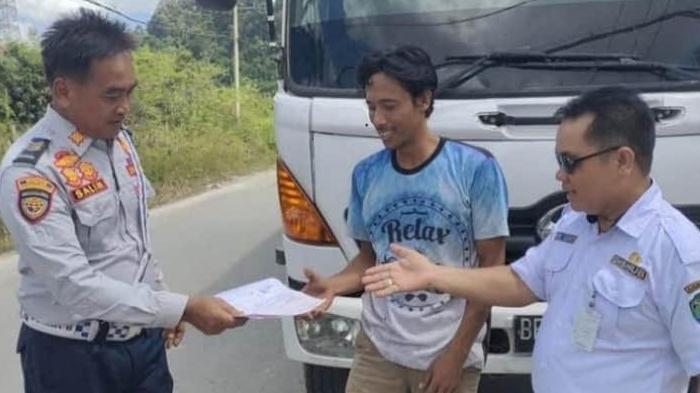 Sanksi Tegas Kendaraan Over Dimension Overload, Dishub Bulungan tak ...