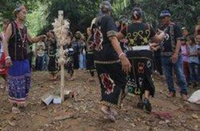 Pertahankan Kearifan Lokal, Masyarakat Adat di Malinau Ini Tolak ...