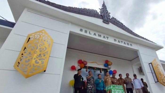 Kelurahan Long Kali Miliki Gedung Modern dengan Ornamen Khas Daerah ...