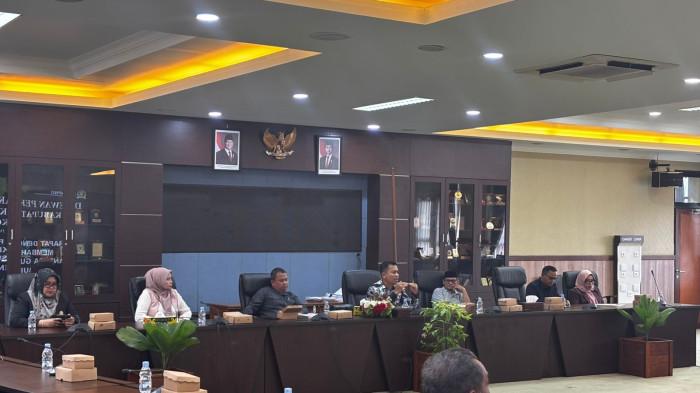 Ketua Komisi IV DPRD Kukar Dorong Revisi Perbup untuk Naikkan Insentif ...