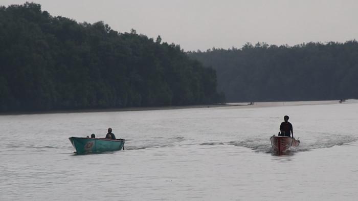 Pesta Laut di Penajam Paser Utara, Serunya Balapan Perahu Menguras ...