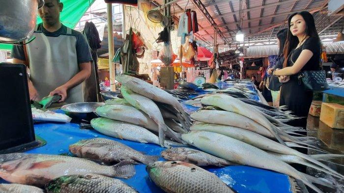 FOTO-FOTO: Dagangan di Pasar Segiri Samarinda Usai Tahun Baru 2024 ...