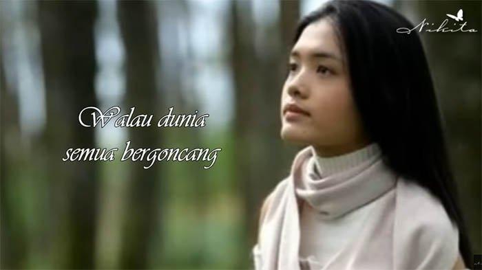 Lirik Lagu Rohani Kristen Judul Kau Tetap Allah dari Natasha Nikita ...