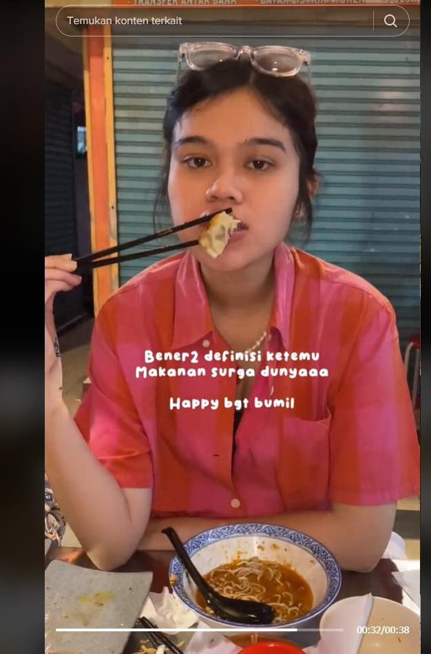 Video Viral TikTok, Bak Mie Rica MembaraTerenak di Pasar Cihapit ...