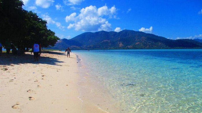 Wisata NTT, Nikmati Pesona Teluk Maumere, Tak Sekeda Diving - Pos ...