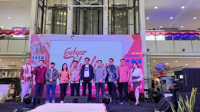 Gebyar Undian Chandra MBK, Warga Telukbetung Bawa Pulang Xpander ...