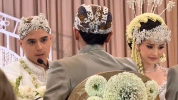 Kamar Pengantin Al Ghazali-Alyssa Dipenuhi Foto Jadul Maia Estianty dan Ahmad Dhani - Halaman ...