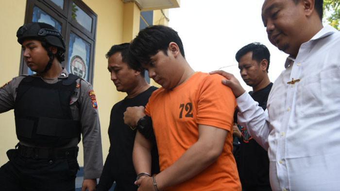 Alvi Maulana Tinggal Bareng Potongan Jasad Tiara di Kamar Kos Selama ...