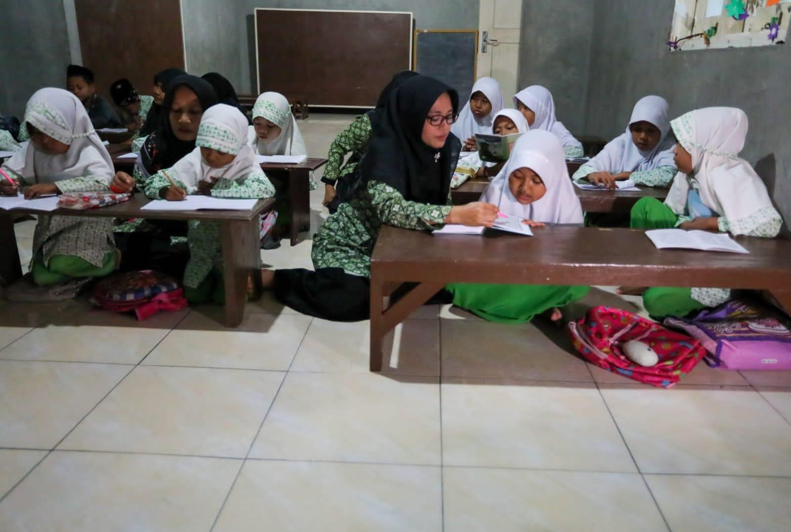 Guru TPQ di Jawa Tengah Dapat Insentif dari Ganjar Pranowo ...