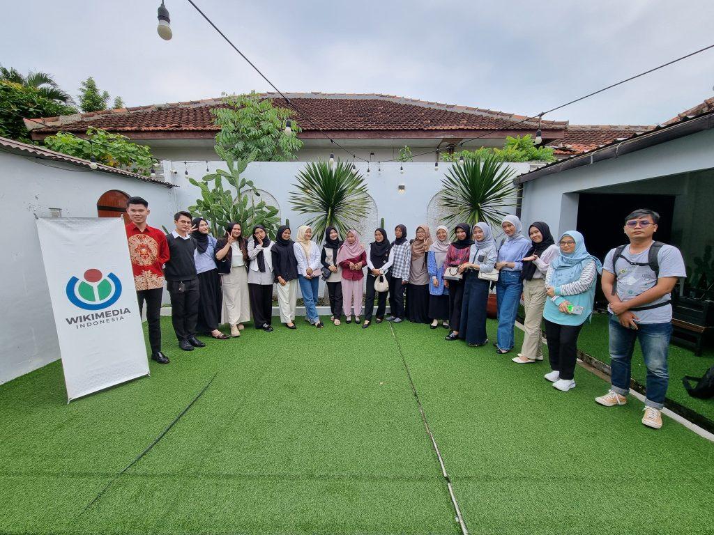 Alumnus Unila Deo Bernedy Putra Lestarikan Bahasa Daerah Lewat Wikimedia - Tribunlampung.co.id