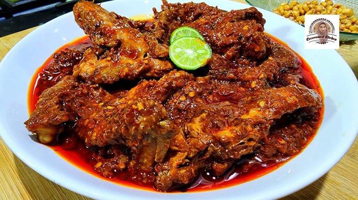 Pedasnya Ayam Rarang, Kuliner Khas Lombok Timur yang Bikin Ketagihan ...