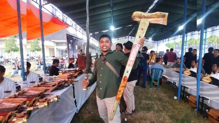 Merasakan 'Magis' Keris Seharga Rp 200 Juta Maha Karya Seniman Lombok Tengah - Tribunlombok.com