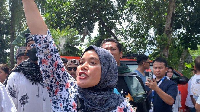 Keluarga Brigadir Esco Ancam Robohkan Rumah Briptu Rizka - Tribunlombok.com