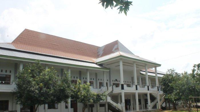 Mengenal Sejarah Berdirinya Pesantren Banyuanyar, Pelopor Pesantren ...