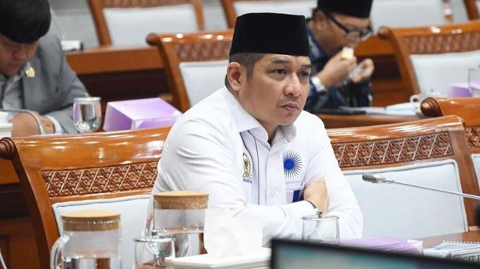 Terlanjur Dipuji karena Tak Ikut Joget saat Sidang, Pasha Ungu Bela DPR ...