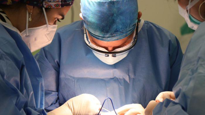 Dokter Heran Diperiksa Gegara 21 Kali Operasi Sesar dalam 10 Jam: Tak ...